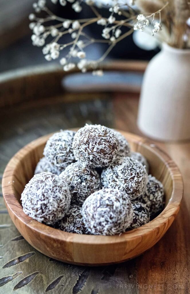Healthy Snack Balls for Kids: Protein-Rich Bliss Bites Without Oats or ...