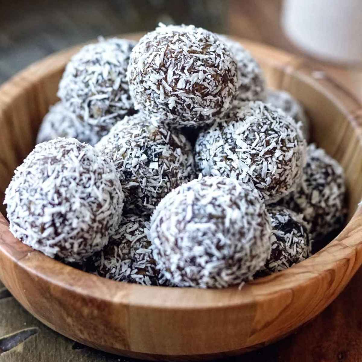 Healthy Snack Balls for Kids: Protein-Rich Bliss Bites Without Oats or ...