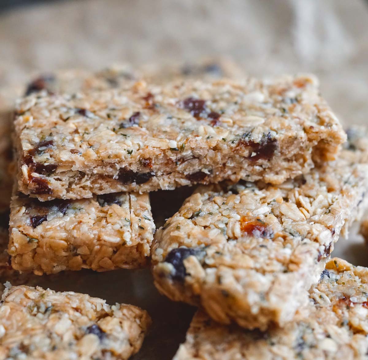 Chewy No Bake Snack Bars With Oats and Prunes - ThrivingNest